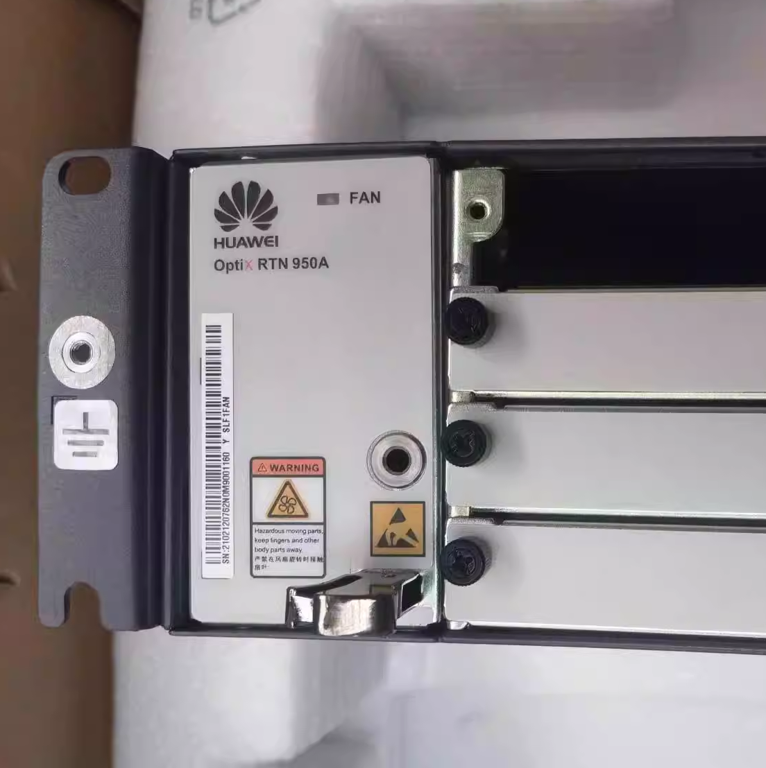 Huawei Transmission Network RTN 950A 03023GHT SL91EM6D – ICT spareparts